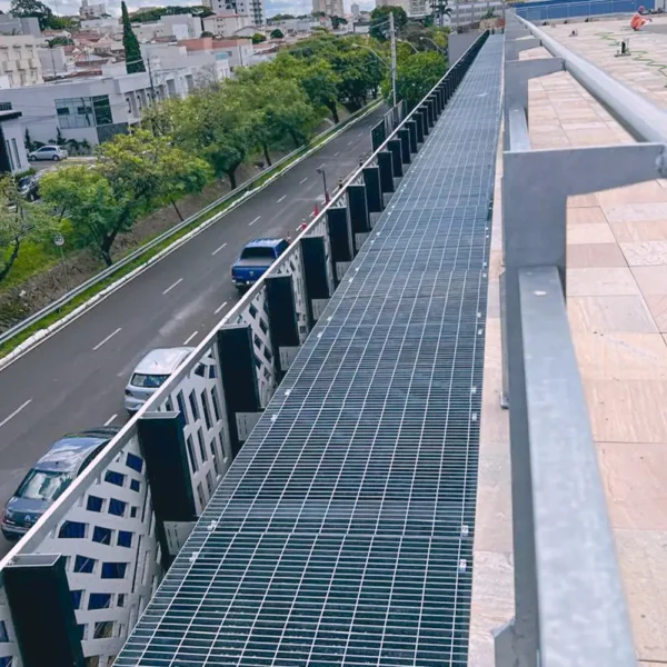 Grade de piso Standard - Metalgrade | Referência em gradis e grades de ...